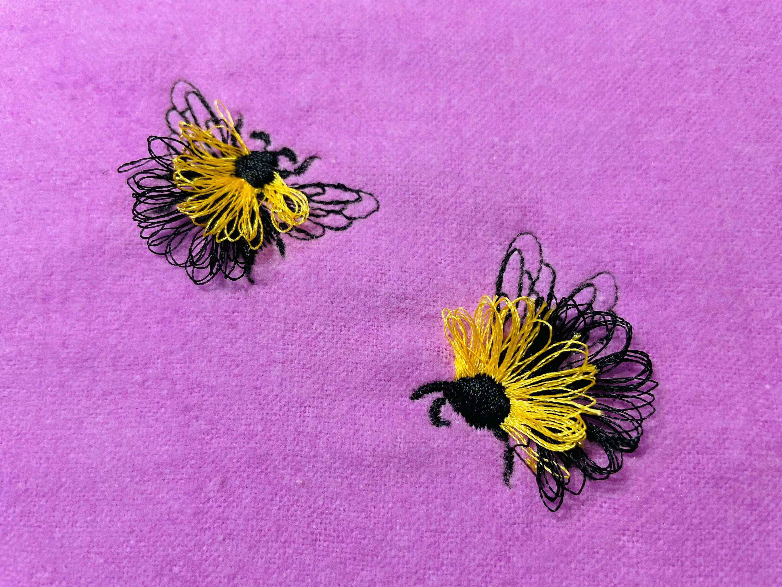 Micro Fringed Bee mini honeybee insect machine embroidery designs wee ...