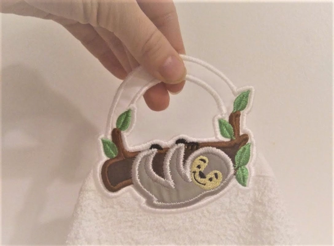 Cute Sloth towel hanging hole, towel topper in-the-hoop machine ...