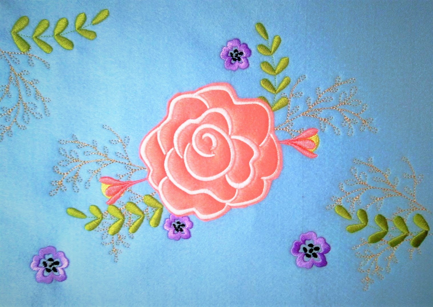 Shabby Chic simply Flowers Bouquet - ruggedy - open edge rose - machine ...