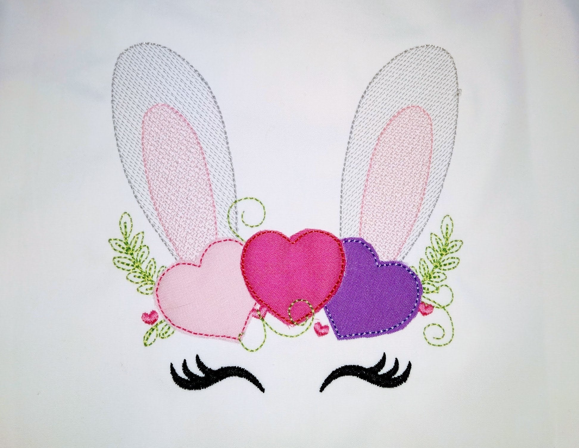 Light Stitch Bunny Face with Heart – Artapli designs