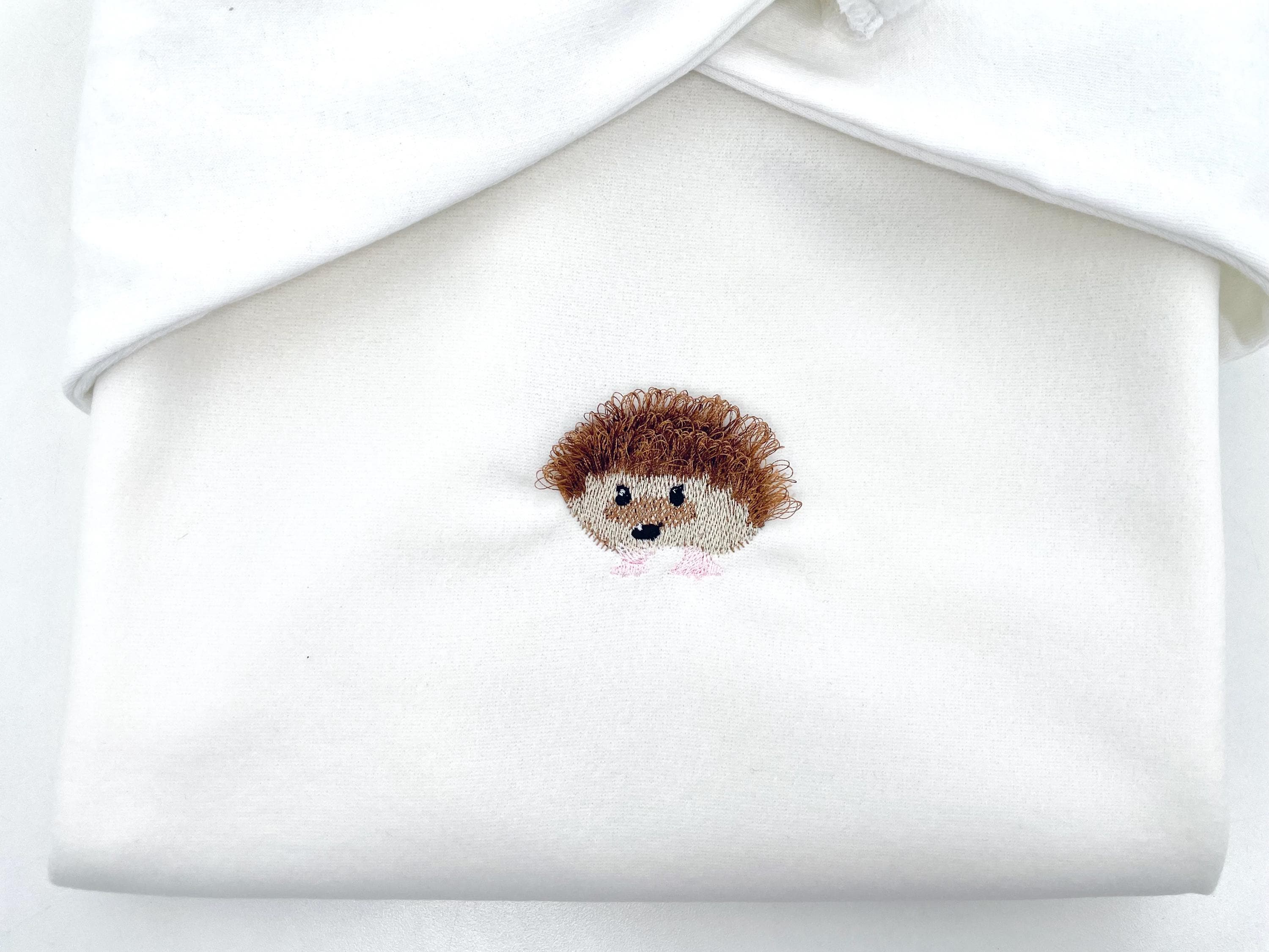 Little Fluffy Hedgehog Dan – Artapli designs