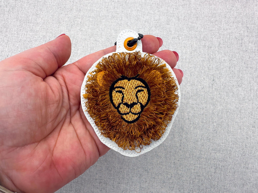 Fringed Lion Keychain ITH – Artapli designs